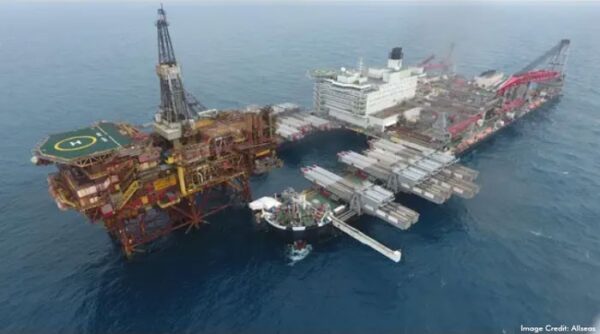 Allseas' Pioneering Spirit Removes Brent Alpha Platform - Global Energy ...