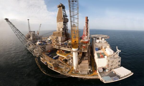 BP awards $1bn deal for O&M on two Azeri fields - Global Energy Network